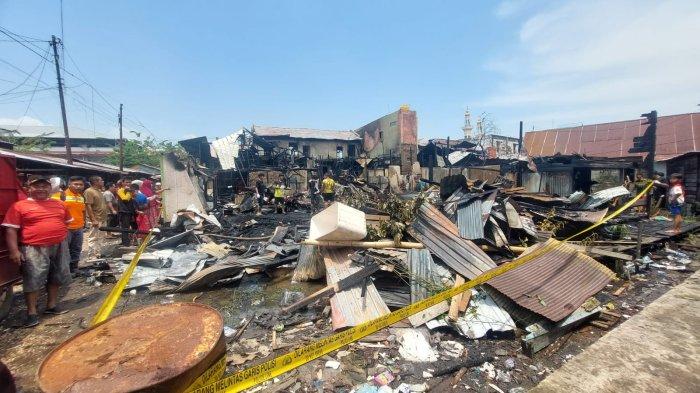 Duka Korban Kebakaran Kalua, Pulang Dari Banjarmasin Simon Dapati Rumahnya Ludes Terbakar ...