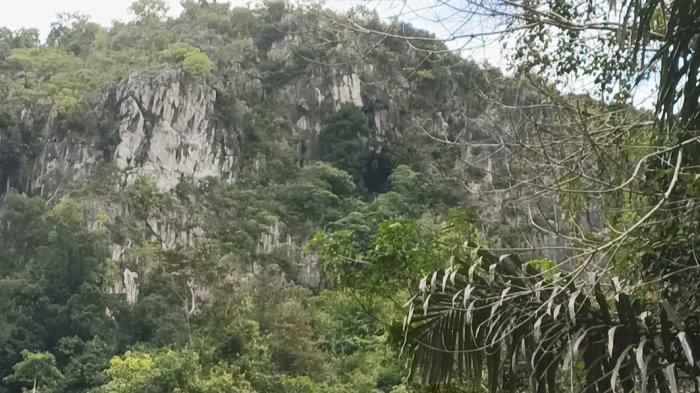 Wisata Kalsel - Berada di Perut Gunung Karst, Angin dari Puncak Gunung ...
