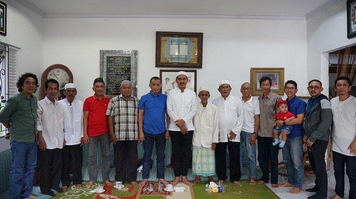 Ziarah ke Makam Abah Anang Djazouly, H Saidi Mansyur Disambut Hangat ...