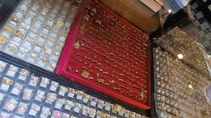 Emas Antam Anjlok, Ini Harga Emas Perhiasan 99 pada Kamis 23 Maret 2023 ...