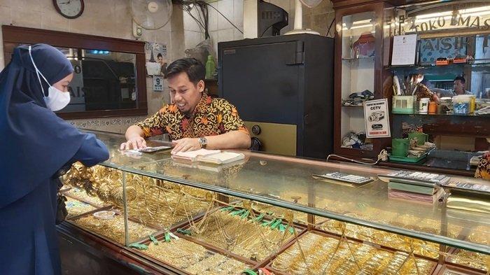 Harga Emas Perhiasan 99 Rabu 19 Juli 2023 di Kota Banjarmasin Hingga ...