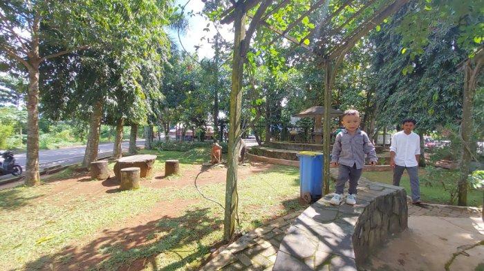 Mushola Lengkapi Fasilitas Rest Area Gunkay Tanahlaut, Ada Taman Kecil ...
