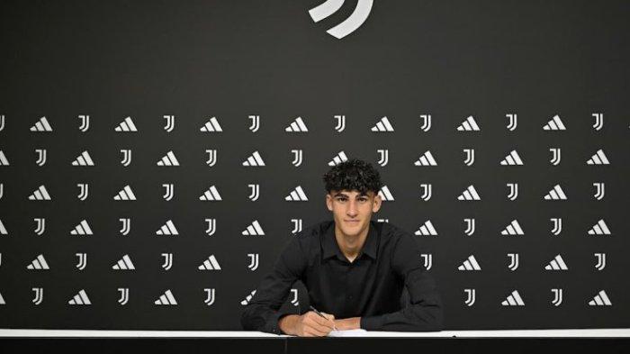 Remaja Juventus yang Menjanjikan Menandatangani Kontrak Profesional ...