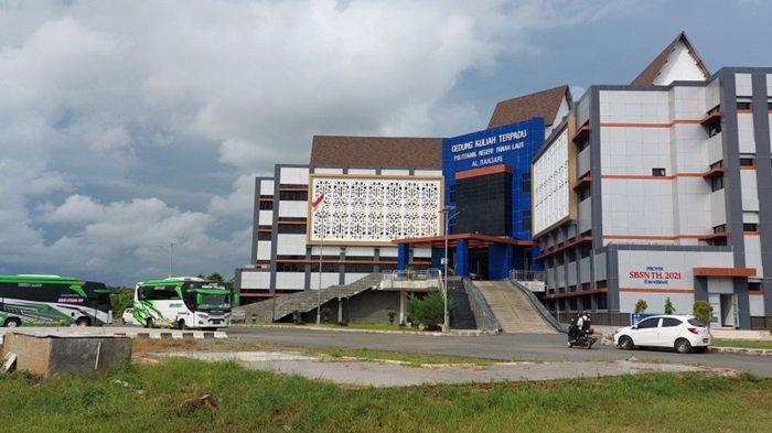 Promosikan Kampus Melalui Pagelaran Seni Spektakuler, Politala Bikin ...