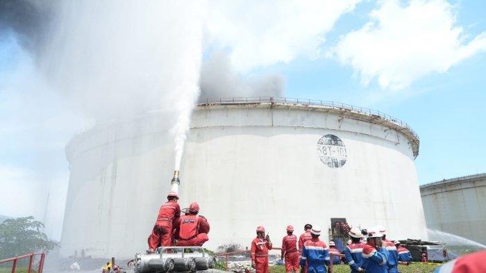 Asap dari Salah Satu Tangki, Ini Penjelasan Kapolresta Cilacap Soal ...