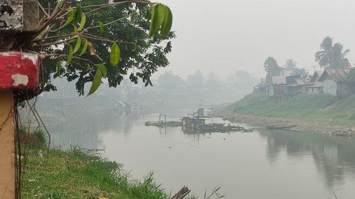 Kabut Asap Kembali Landa Kota Amuntai HSU, Warga Diimbau Gunakan Masker ...