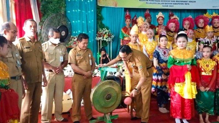 Disdikbud Kotabaru Gelar Lomba Tari Japin Anak Delapan, Siswa 24 ...