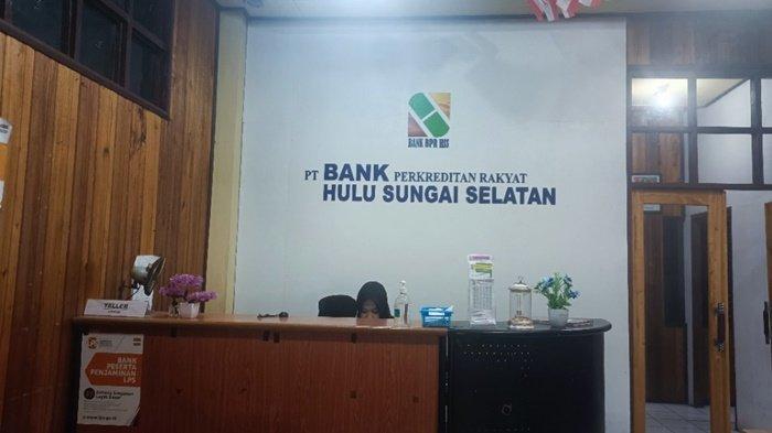 Direktur BPR HSS Serahkan ke Pemegang Saham Terkait Aturan Merger ...