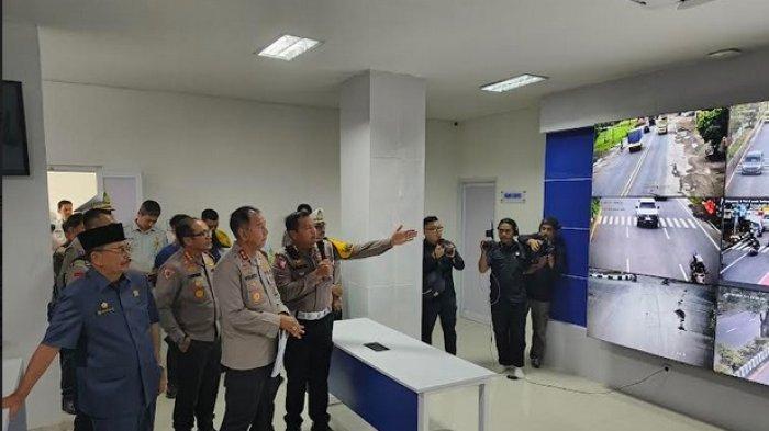 Gedung RTMC Ditlantas Polda Kalsel Diresmikan, Irjen Pol Winarto: Tingkatkan Pelayanan ...