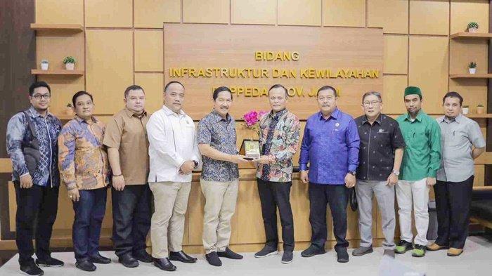 Komisi III DPRD Kalsel Pelajari Peningkatan Infrastruktur ke Bappeda ...