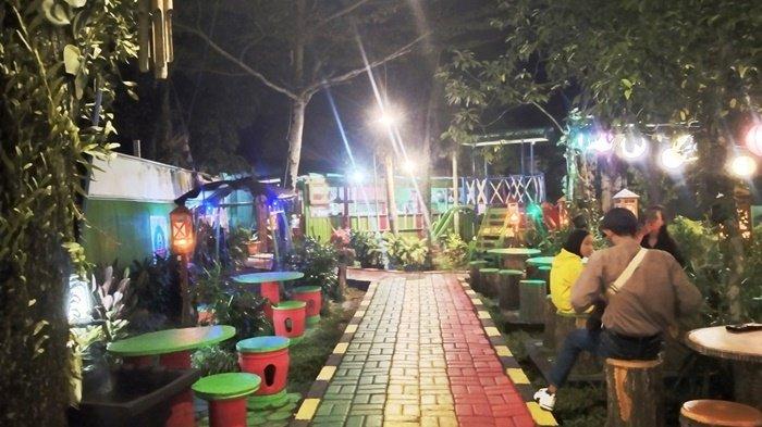 Kuliner Kalsel - Pengunjung Kafe Al Husna Mengakui Sudah Jadi Tempat ...