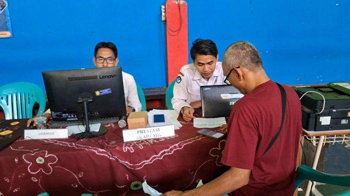 Kekurangan Siswa, 17 SMPN di Banjarmasin Tetap Cari Siswa Baru Meski SPMB Online Ditutup ...