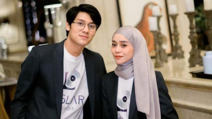 Kondisi Hamil Muda, Lesti Kejora Terekam Borong Tiket Bioskop Bareng Rizky Billar - Halaman 2 ...