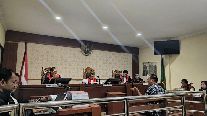Ayah Gembong Narkoba Jaringan Internasional Fredy Pratama Jadi Saksi ...