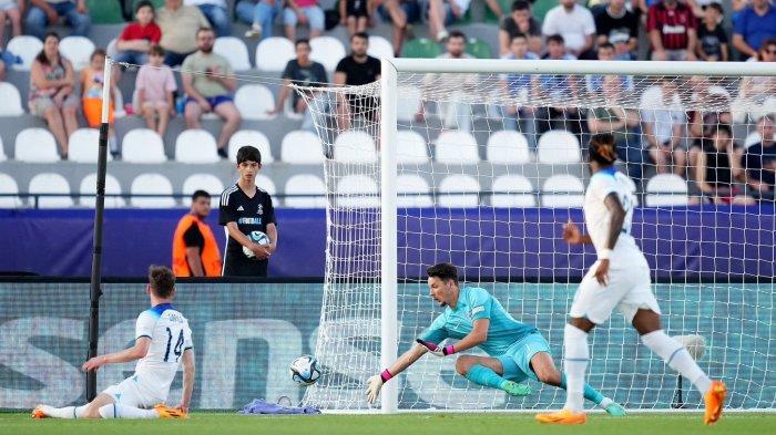 Kejuatan Man City Jual Kiper Muda Timnas Inggris, Klub Promosi Jadi ...