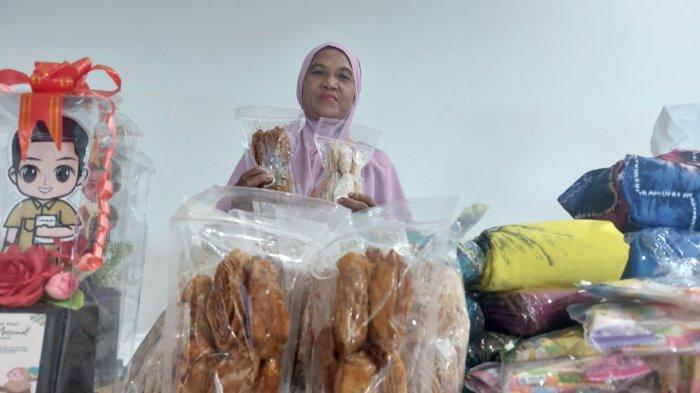 Renyahnya Kue Kayu Jabuk Asal Barabai, Ada Dua Varian Rasa Bisa ...