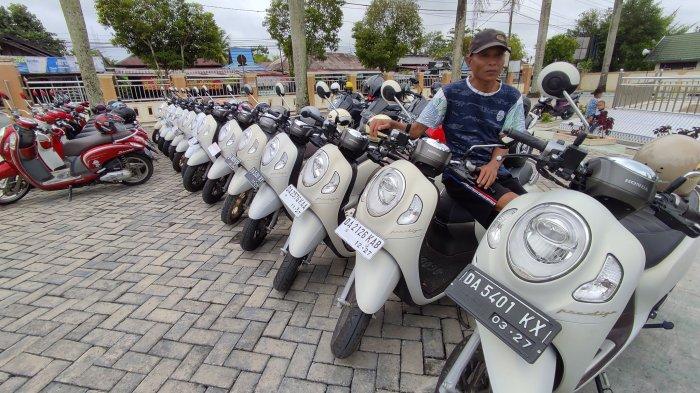 Rapikan Sepeda Motor bak di Dealer, Begini Keterangan Juru Parkir di ...