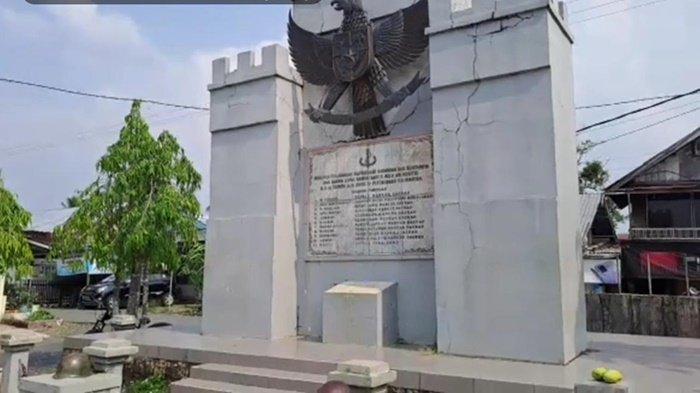 Mengunjungi Monumen Pejuang Divisi ALRI IV Pertahanan Kalimantan di ...