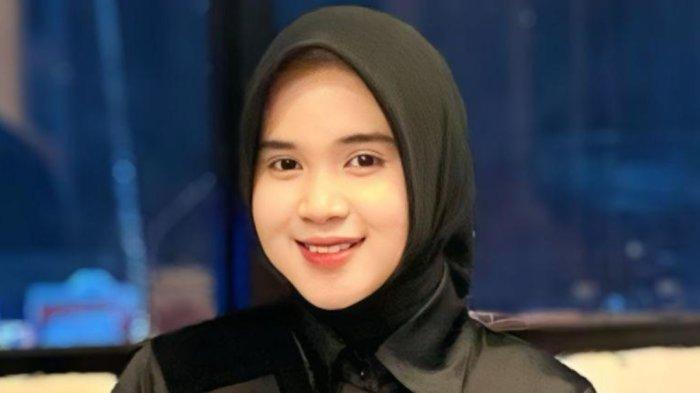 Suka Lagu Romantis, Mahasiswi PPKN ULM Ini Beberkan Alasannya - Banjarmasinpost.co.id