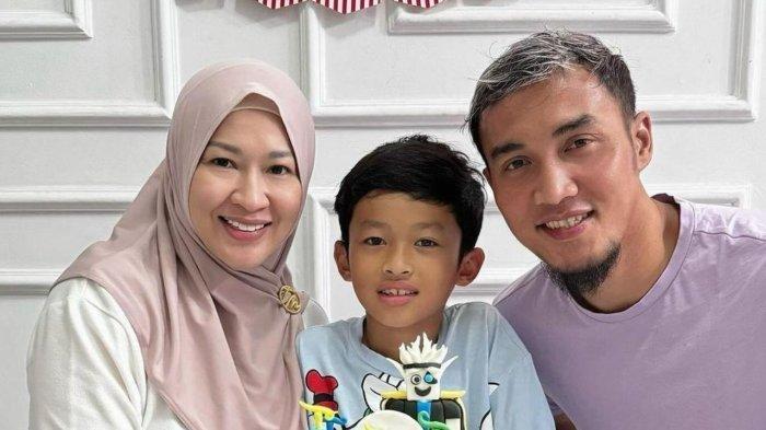Gandengan Baru Gunawan Dwi Cahyo Usai Tiga Bulan Cerai Dibocorkan ...