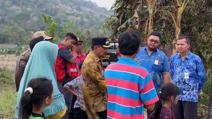 Ditinggal Bekerja, Rumah dan Harta Benda Warga Tungkaran Tanahlaut Ini ... Ditinggal Bekerja, Rumah dan Harta Benda Warga Tungkaran Tanahlaut Ini ...