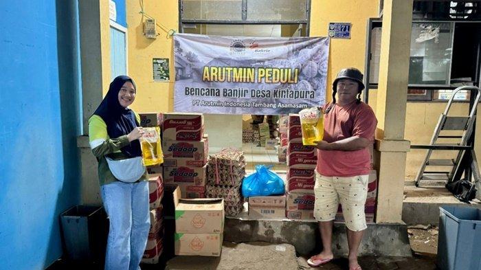 PT Arutmin Indonesia Tambang Asamasam Bantu Logistik untuk Warga Terdampak Banjir Lingkar ...