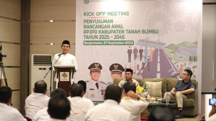 Bupati HM Zairullah Azhar Buka Kick Off Meeting RPJPD Tanahbumbu Tahun 2025-2045 ...