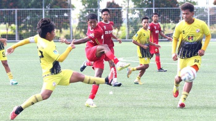 Pelatih Barito Putera U16, Frans Sinatra Huawe Tatap Final EPA Liga 1 Usai Kalahkan Bhayangkara ...