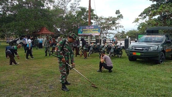 Sambut HUT ke-66 Kodam VI/Mulawarman, Kodim 1022/Tanbu Bersihkan Makam Pahlawan ...