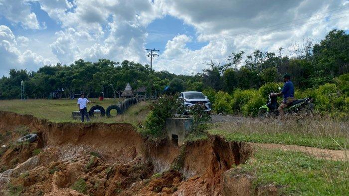 BPBD Ungkap Penyebab Longsor Tebing Pantai di Desa Sungai Laut Tanah Bumbu - Banjarmasinpost.co.id