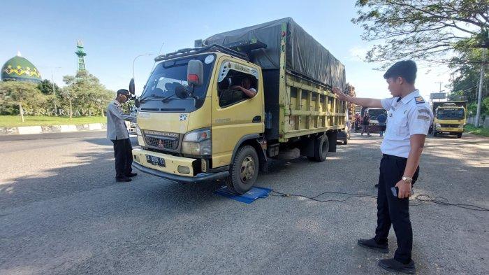 Mulai Hari Ini Mobil Angkutan Dilarang Melintas di Banjarbaru, Dukung ...