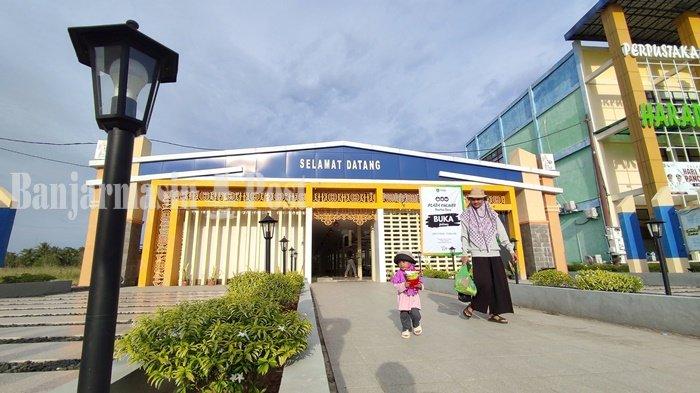 Buka Kembali, Pengunjung Bisa Menikmati Makanan di Plaza Kuliner Rantau ...