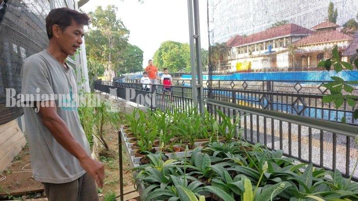 Wisata Kalsel: Pengunjung Siring Mina Tirta Tanahlaut,Terhubung ke Kebun Bunga, Bisa Langsung ...