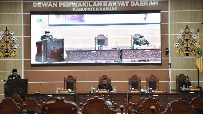 Pj Bupati Kapuas Sampaikan Raperda Pertanggungjawaban APBD TA 2023 - Banjarmasinpost.co.id