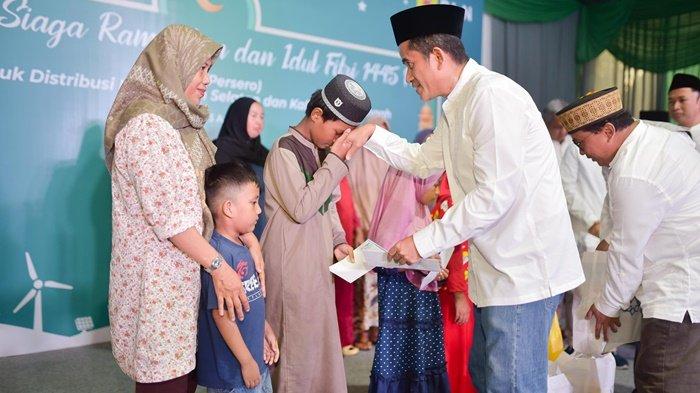 Berbagi Bahagia di Bulan Berkah, PLN Salurkan 4.359 Paket Ramadan Se-Kalselteng ...