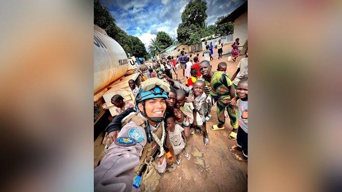 Cerita Anggota Polda Kalsel dari Afrika Tengah, Brigpol Raja Mulai Bisa ...