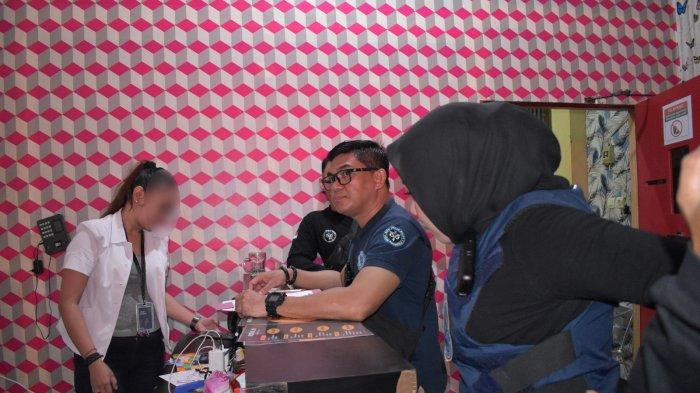 Petugas BNN Banjarbaru Tes Urine Pengunjung THM, Ini Target Mereka ...