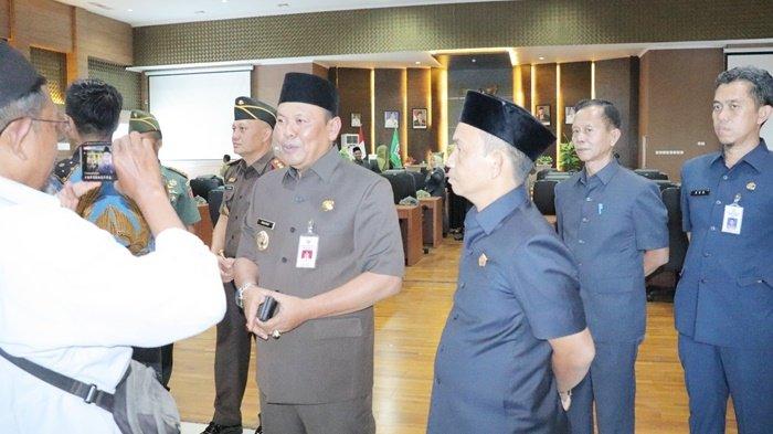 Pj Bupati Batola Mujiyat Sampaikan Pertanggungjawaban APBD 2022 dan Perubahan Propemperda 2023 ...