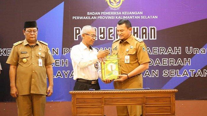 Pj Bupati Serahkan LKPD 2023 Ke BPK Perwakilan Kalsel, Pemkab HSS Siap Diaudit Tim Editor ...