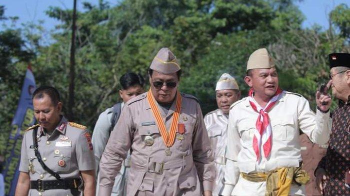 Ziarah ke Makam Brigjen H Hasan Basry, Pj Bupati HSS Bersama Gubernur ...