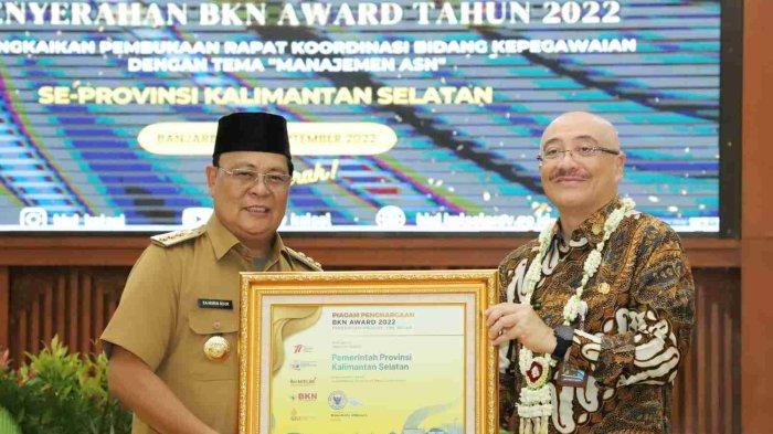 Gubernur Kalsel H Sahbirin Noor Terima Penghargaan BKN Award 2022 - Banjarmasinpost.co.id