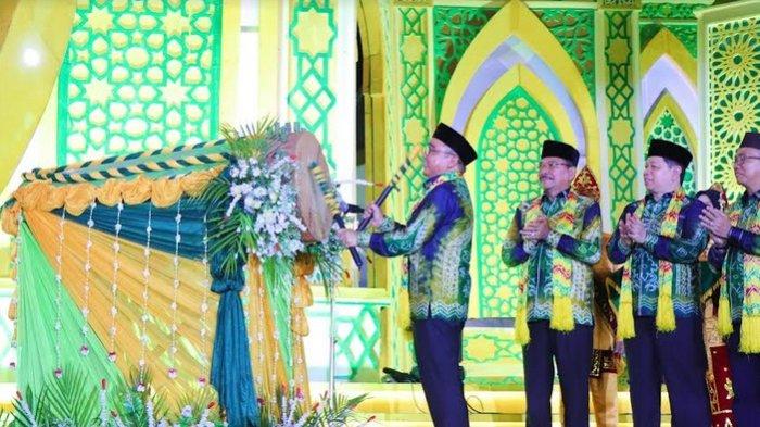 Berlangsung Meriah, MTQN XXXV Kalsel di Tapin Resmi Dibuka ...