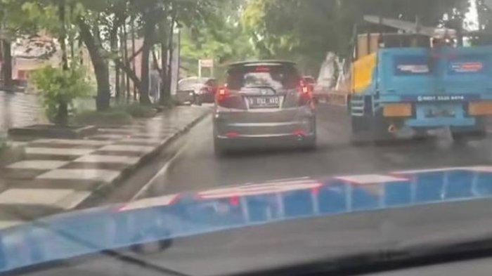 Bak di Film-film Terekam Video Mobil Polisi Kejar-kejaran dengan Honda Jazz, Ternyata Masalah ...