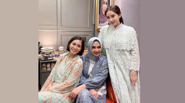Pesona Mertua Raffi Ahmad Kala Muda Terekam Kamera, Foto Lawas Rieta ...