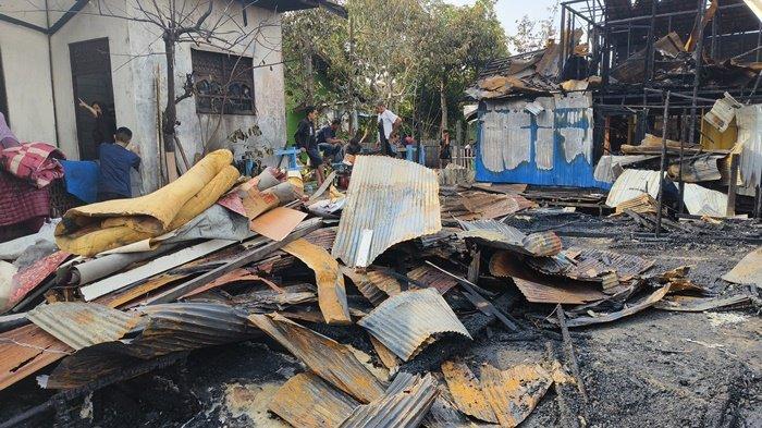 Api Berkobar di Banjarmasin, 3 Rumah dan 1 Gudang Kerupuk di Jalan ...