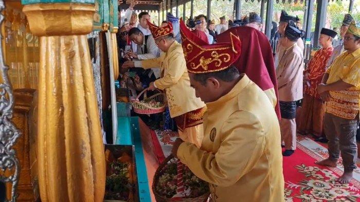Ziarah Makam Sultan Suriansyah, Tradisi Menyambut Puncak Hari Jadi ke-498 Banjarmasin ...