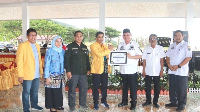 Rektor Universitas Lambung Mangkurat Prof Ahmad Sarankan Ada Kampus ULM ... Rektor Universitas Lambung Mangkurat Prof Ahmad Sarankan Ada Kampus ULM ...