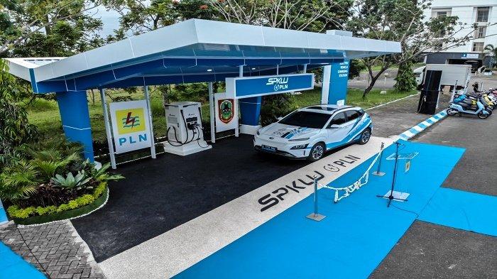 Kaleidoskop 2023 : Sukses Bangun 12 SPKLU, PLN Kalselteng Dukung Ekosistem Kendaraan Listrik di ...