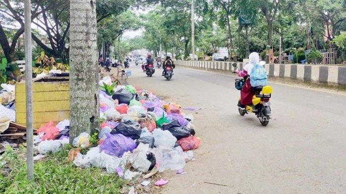 Warga Kabupaten Balangan Diminta untuk Tingkatkan Kesadaran Membuang Sampah Sesuai Jadwal ...