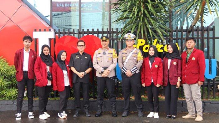 Hadiri Apel Operasi Keselamatan Intan 2024 di Polres Kotabaru, Sekda : Semoga Kecelakaan Menurun ...